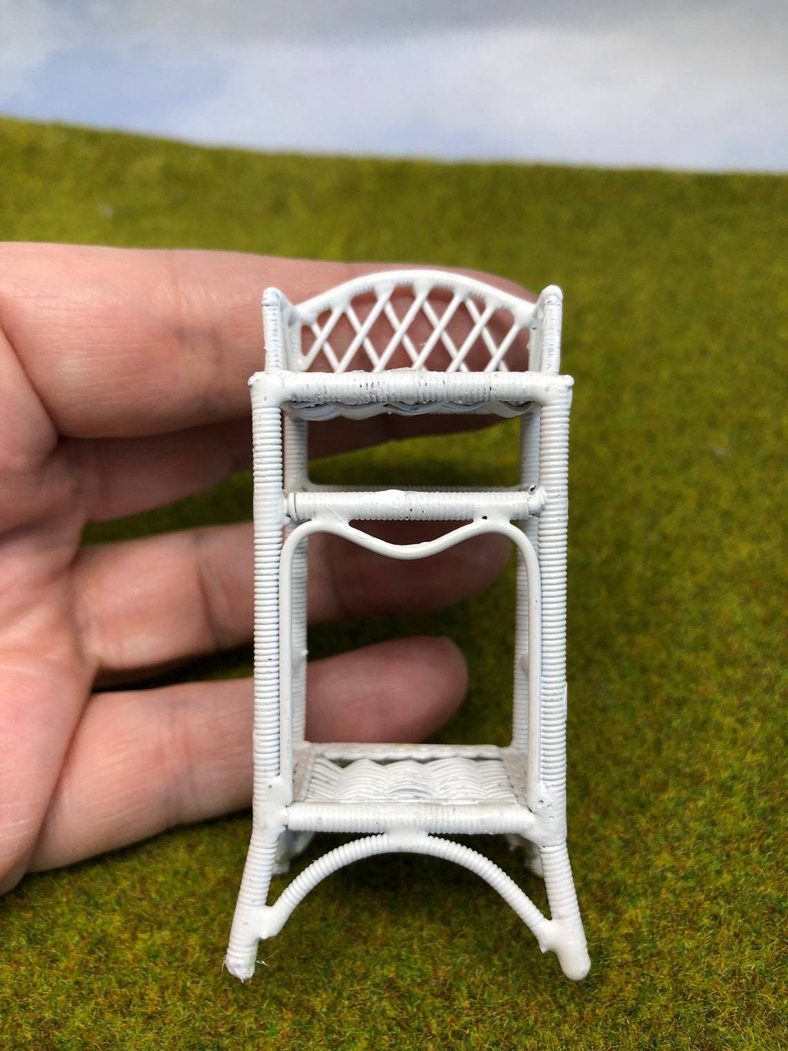 White Miniature Woven Wire Shelf/table - Etsy