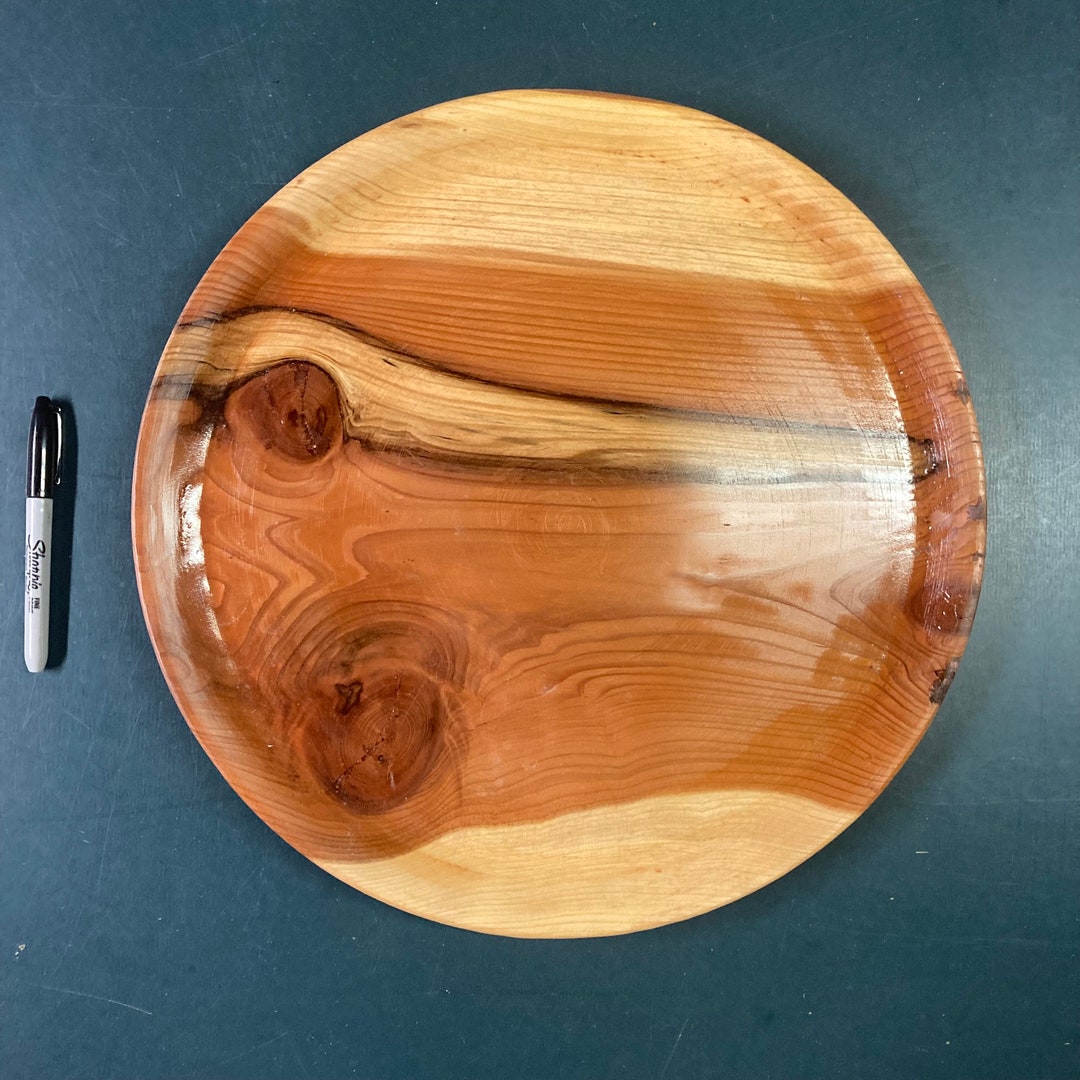 Large Eucalyptus Platter With Glossy Lacquer Finish and 16 1/2" Diameter. Food Safe. - Etsy