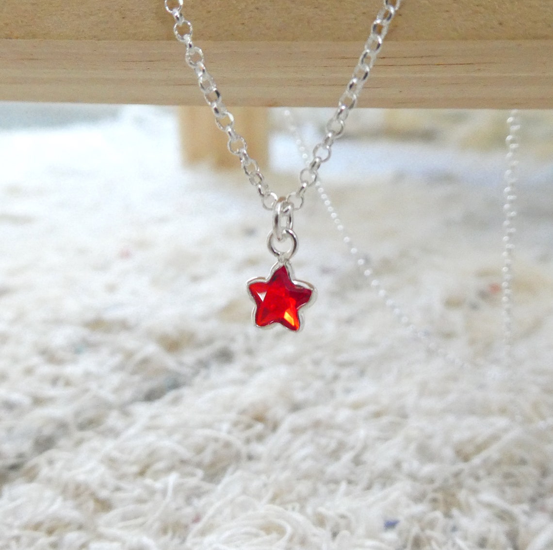 Red Star Necklace Dainty and Tiny Red Star Pendant Necklace - Etsy