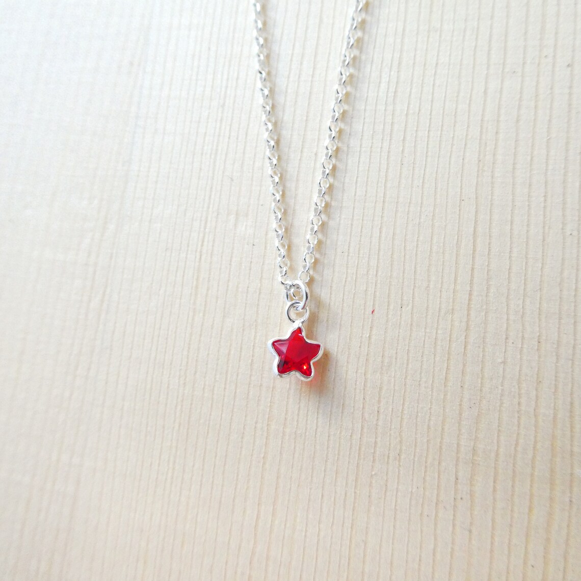 Red Star Necklace Dainty and Tiny Red Star Pendant Necklace - Etsy