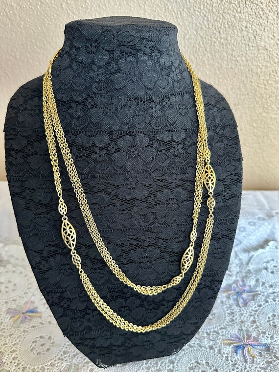 Vintage Monet Gold Triple Chain Necklace - Gem