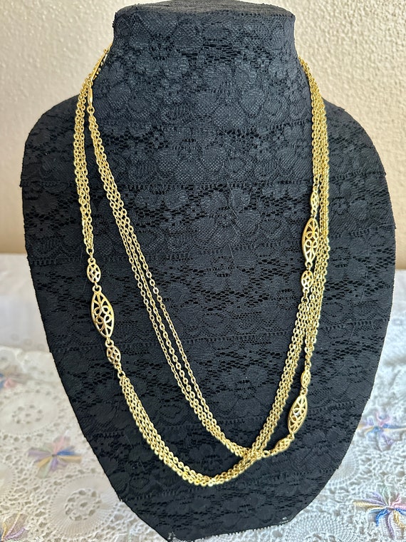 Vintage Monet Gold Triple Chain Necklace - Gem