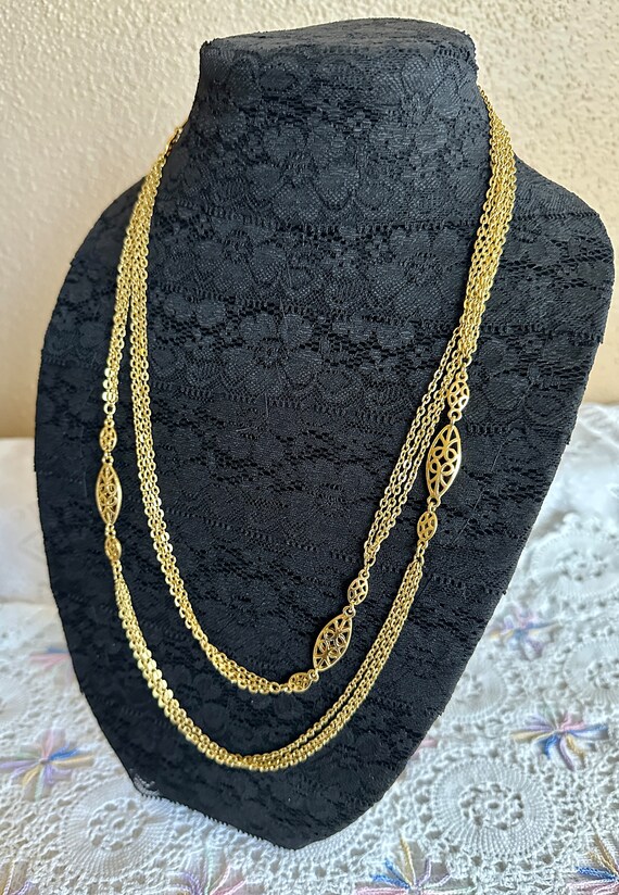 Vintage Monet Gold Triple Chain Necklace - Gem
