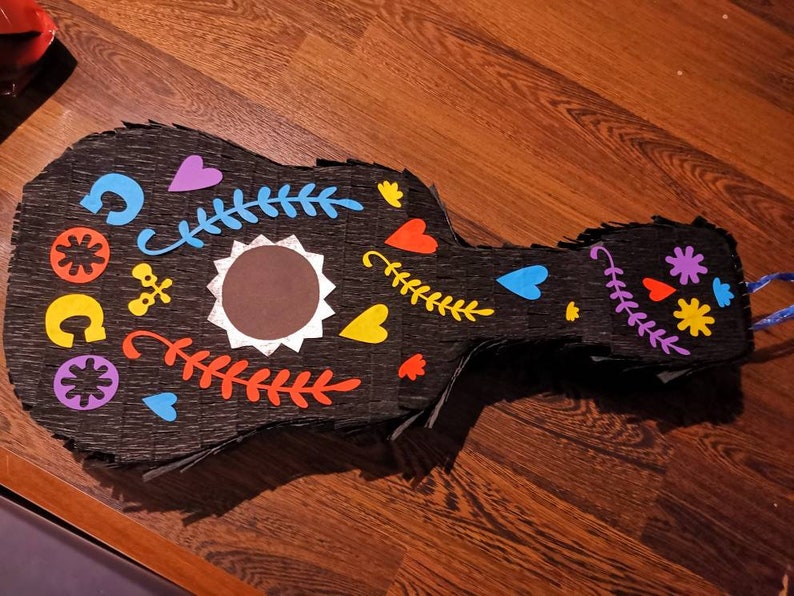 Piñata Coco / coco guitarra / piniata / guitarra coco | Etsy