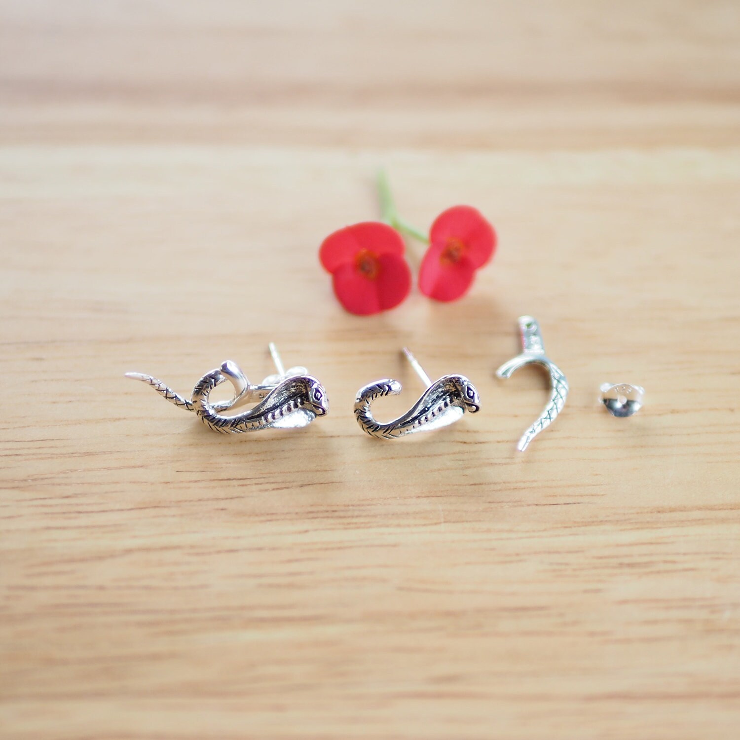 Cobra Snake Stud Earrings, Snake Clinging Earrings, Animal Earrings ...