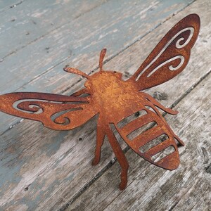 Large Rusty Metal Honey Bee- Rusty Insect - Pagan Garden Gift - Rusty ...