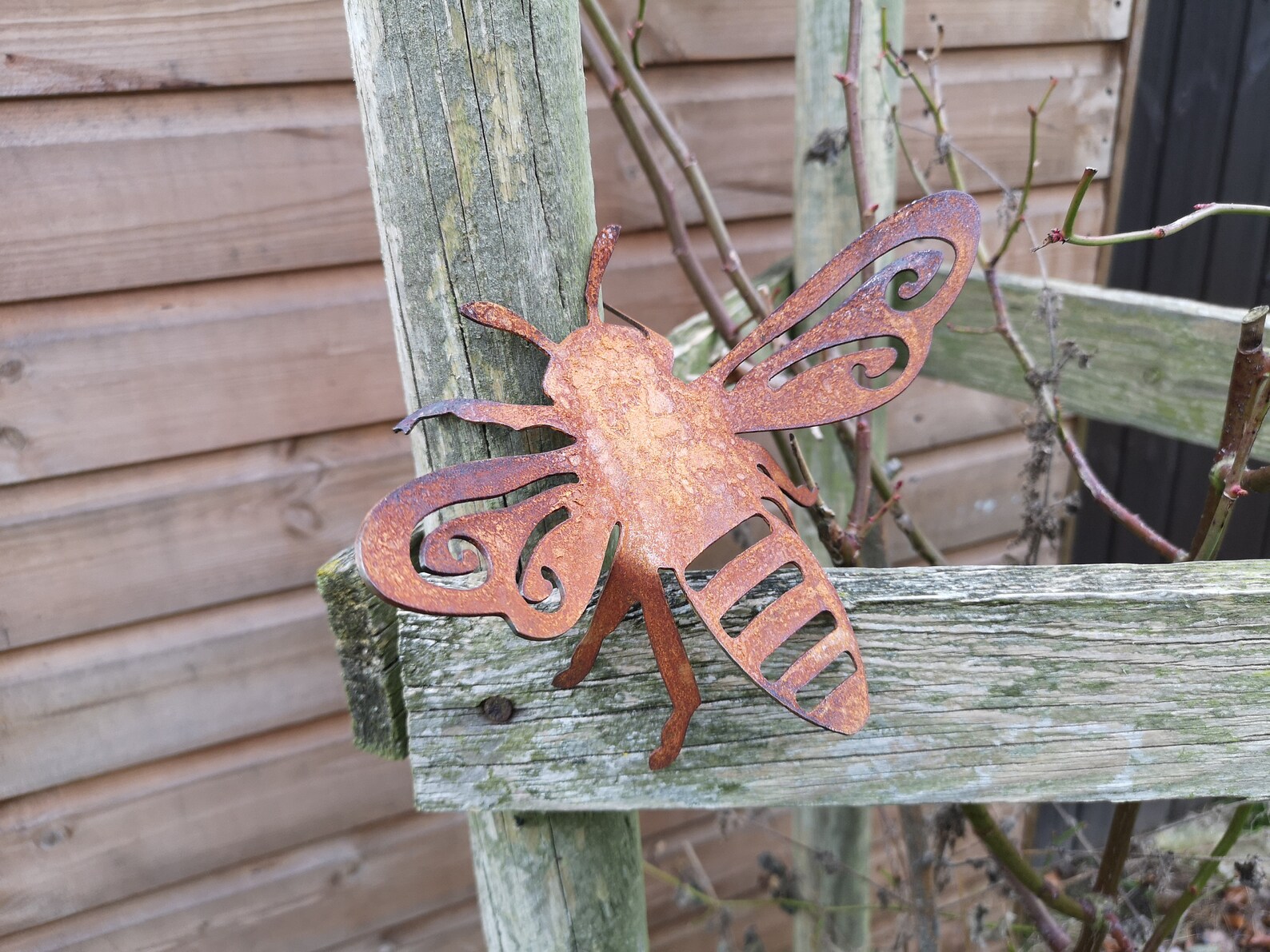 Large Rusty Metal Honey Bee Rusty Insect Pagan Garden Gift - Etsy Canada