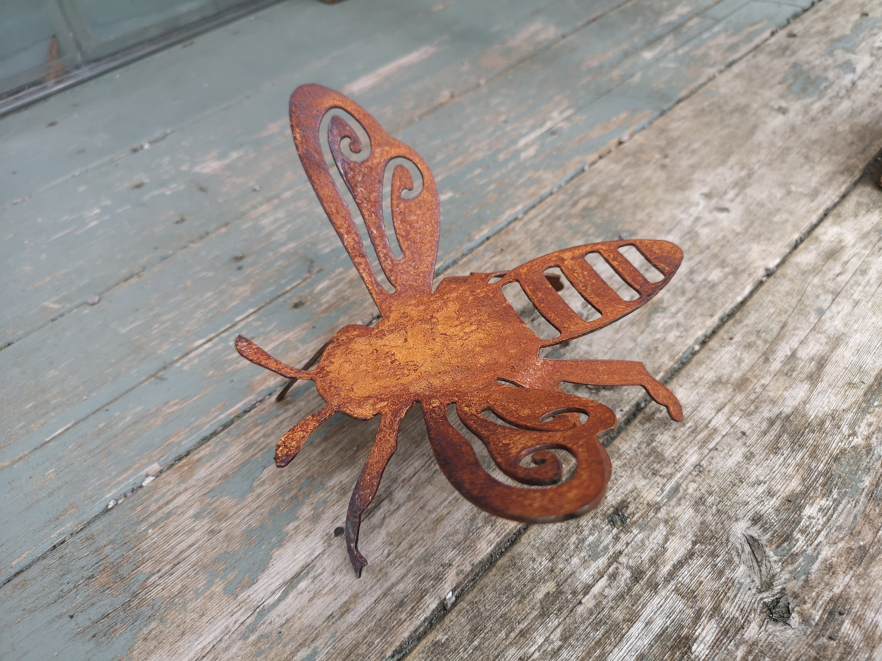 Large Rusty Metal Honey Bee Rusty Insect Pagan Garden Gift - Etsy Canada