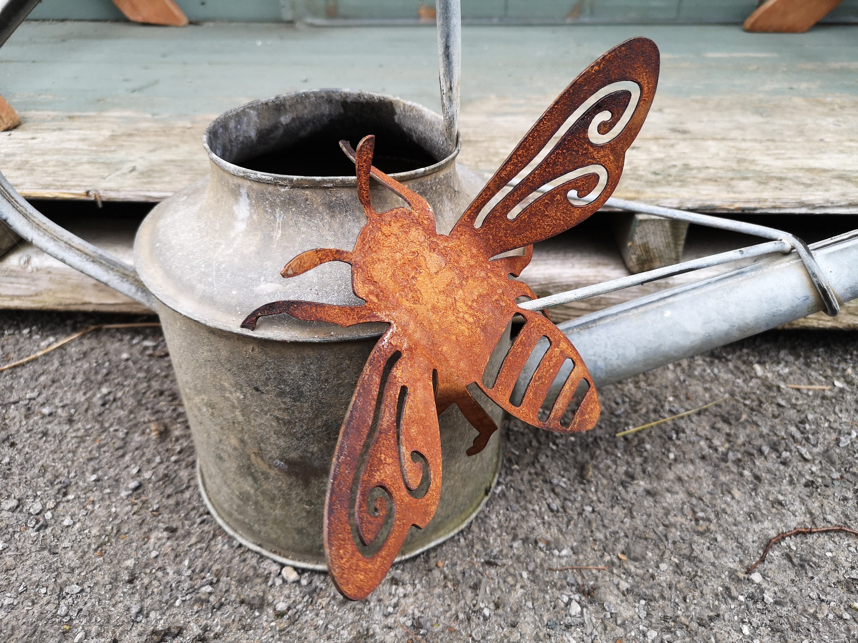Large Rusty Metal Honey Bee- Rusty Insect - Pagan Garden Gift - Rusty ...