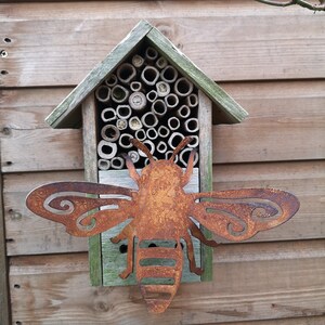 Large Rusty Metal Honey Bee- Rusty Insect - Pagan Garden Gift - Rusty ...