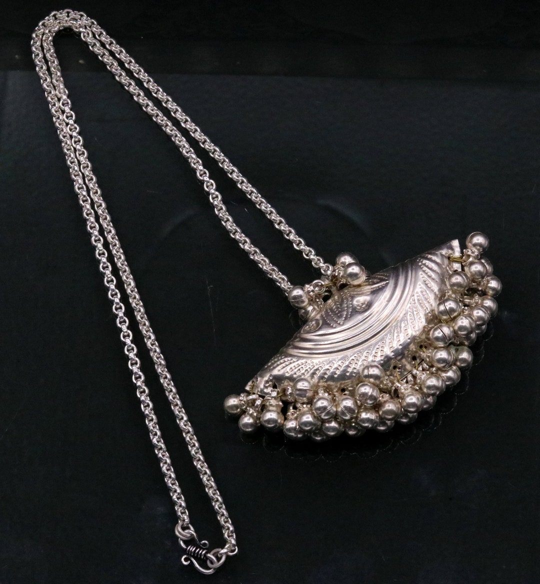 Handmade Traditional Design Vintage Antique Design Chain Pendant ...