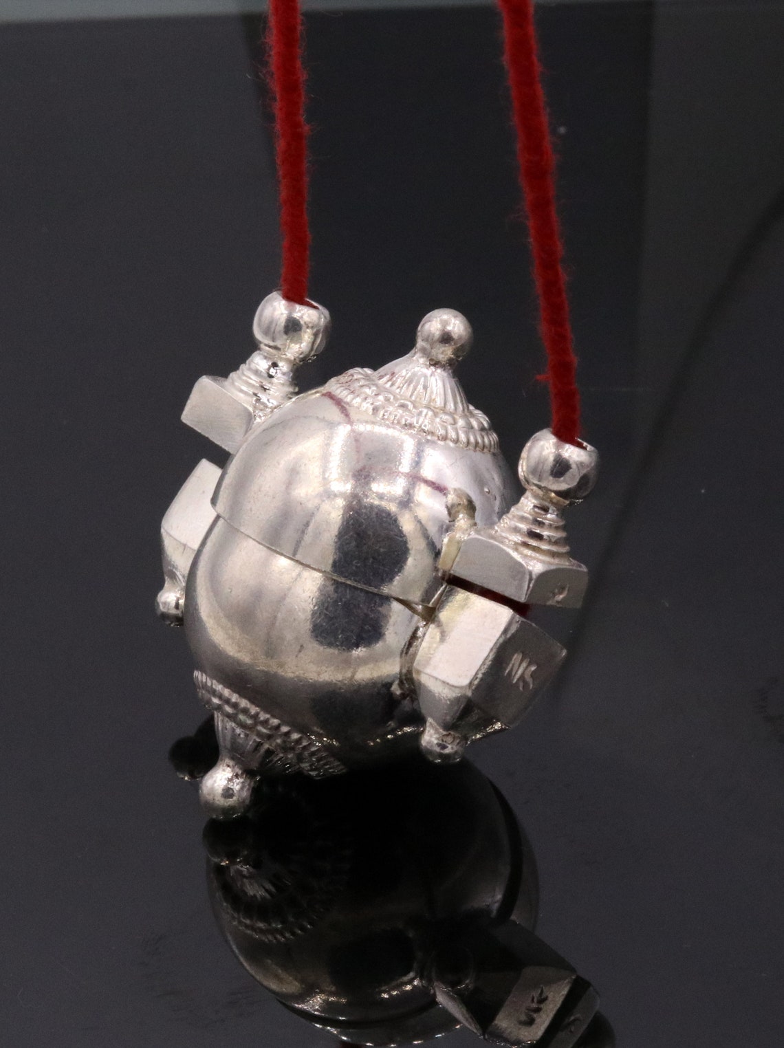 Vintage Design Solid Silver Lord Shiva Lingam Box Amulet Container ...