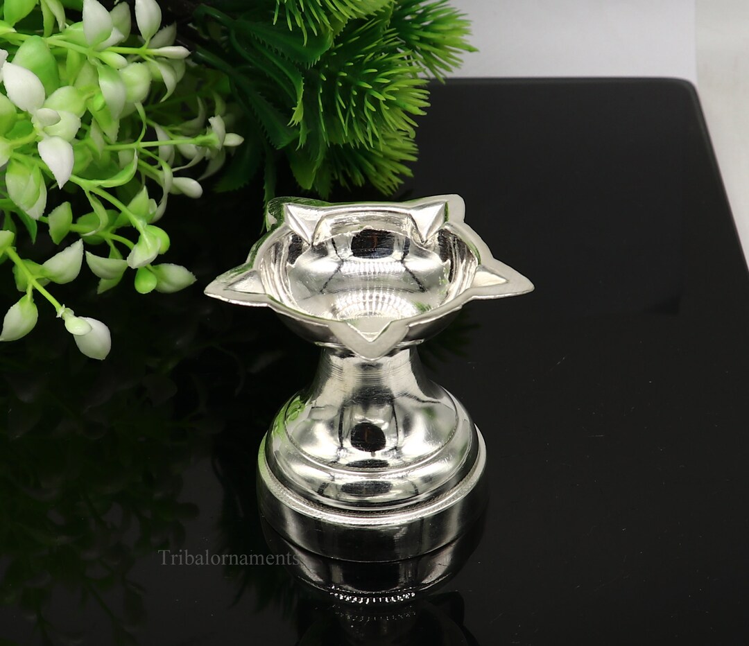999 Pure Silver Handmade Elegant Oil Lamp, Silver Home Temple Utensils ...