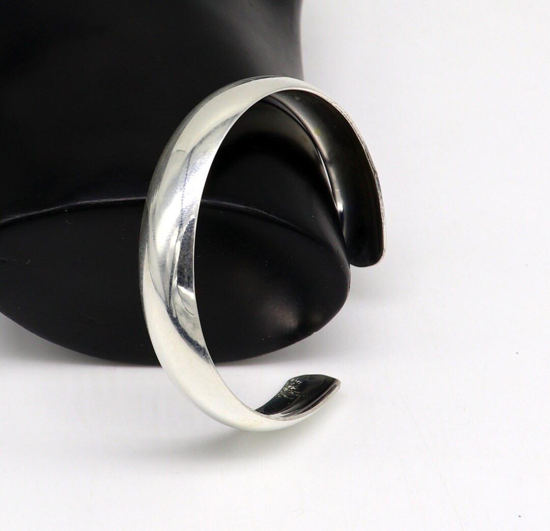 925 Sterling Silver Adjustable Bangle Bracelet Gorgeous 925 Sterling Silver Adjustable Bangle Bracelet Gorgeous