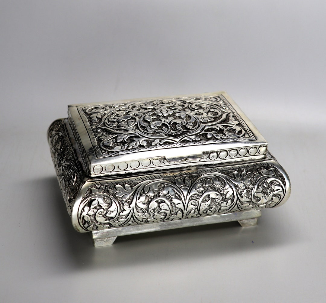 Vintage Antique Naxi Design Handmade 925 Sterling Silver Dry Fruit Box ...