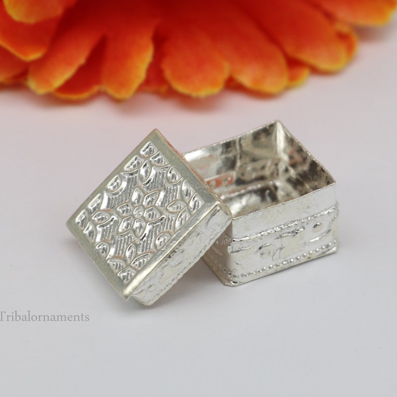 Tiny Trinket Box - Etsy