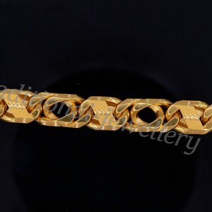Traditional Navabi Chain Style 22kt Yellow Gold Handmade Fabulous Men's ...