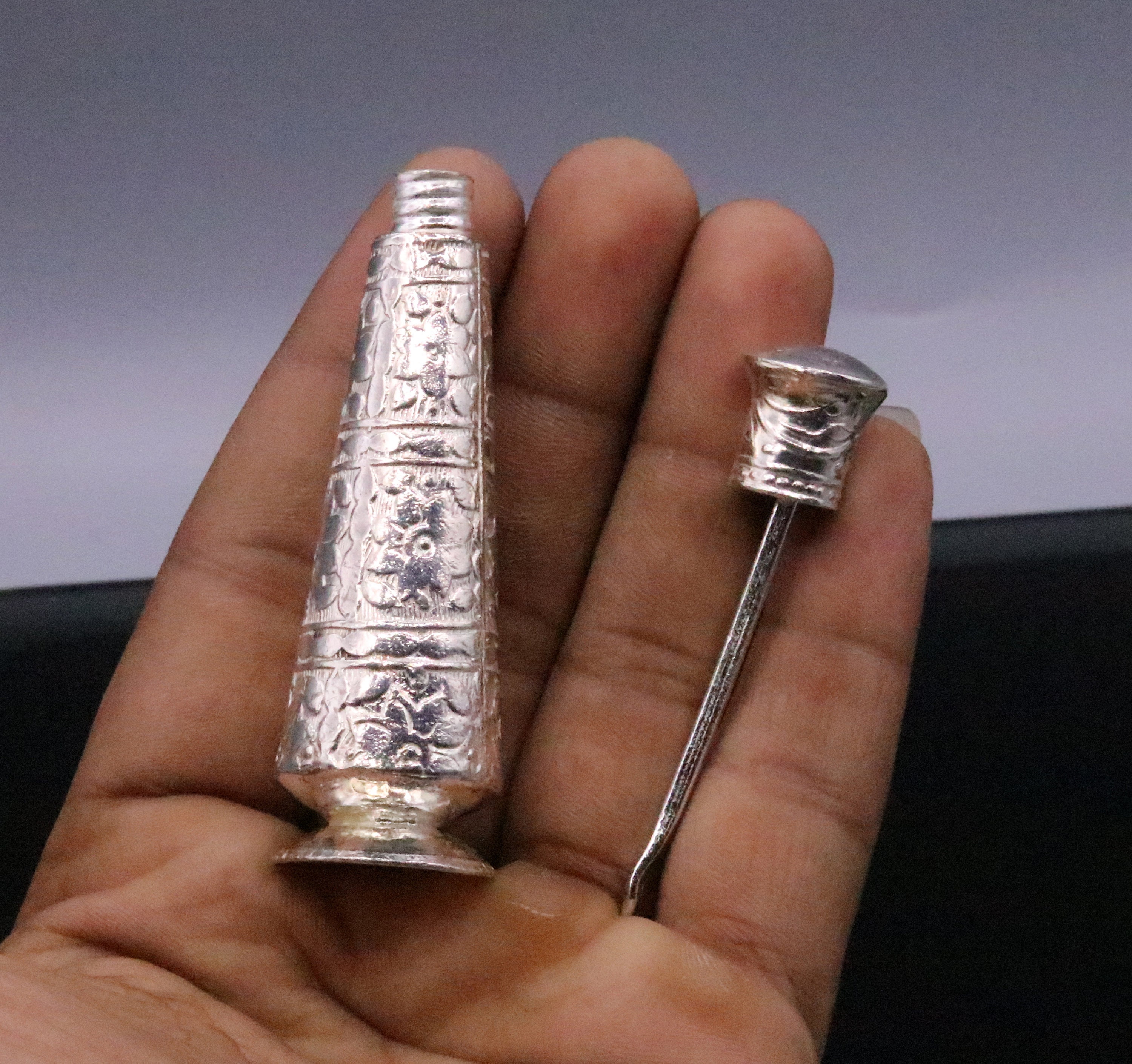Vintage Antique Design 925 Sterling Silver Sindoor Box, Kumkum Box ...