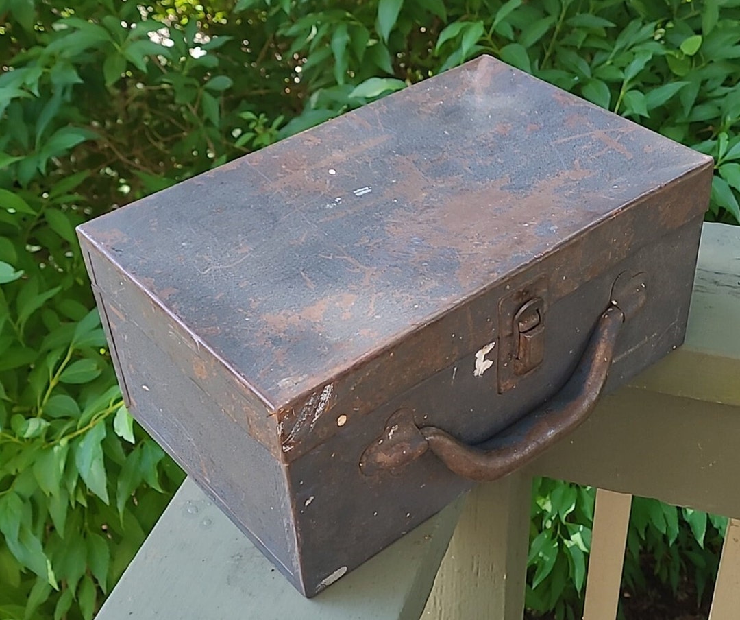 Vintage Rusty Gray Metal Storage Box With Handle & Clasp - Industrial ...