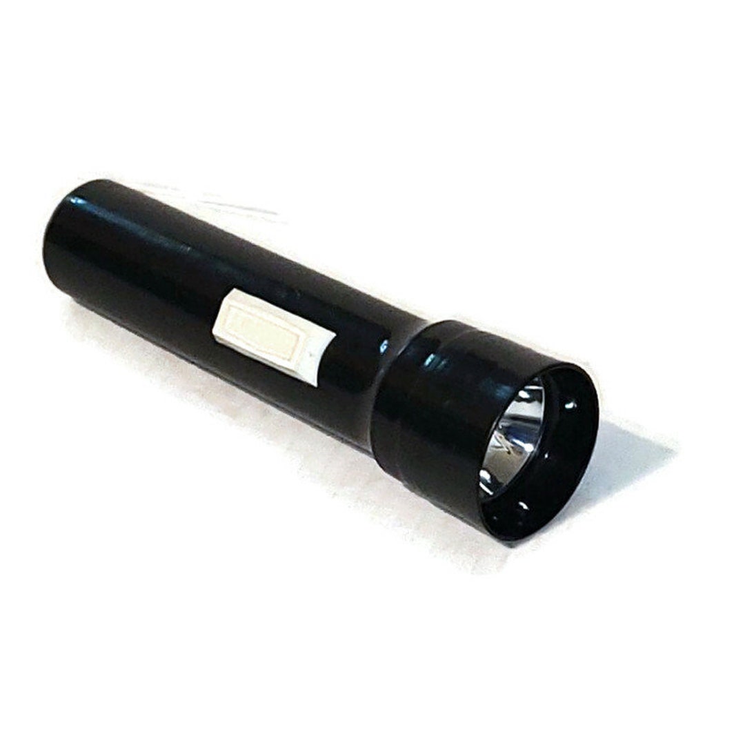 Black Plastic Eveready Flashlight in Great Vintage Condition - Etsy