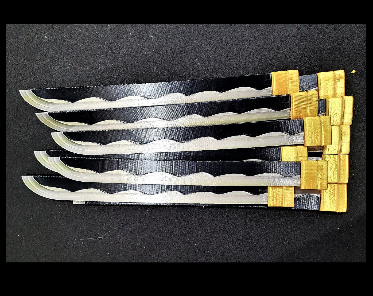 PREORDER COLOR Majima's Dagger / Demonfire Dagger - Etsy Canada