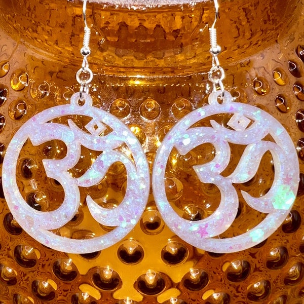 Om Jewelry - Etsy