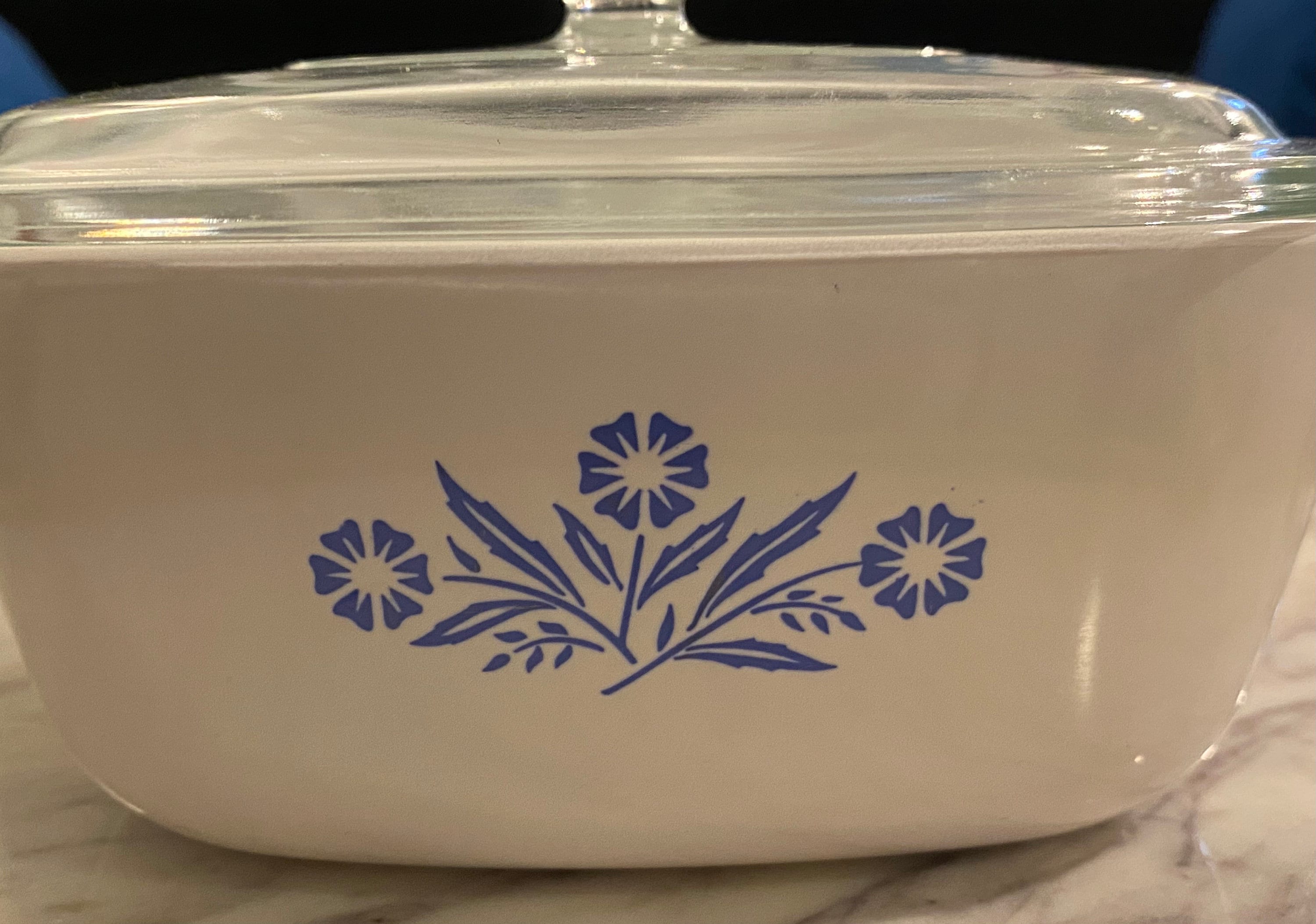 Collectible Vintage Corning Ware - 1 1/2 Quart Covered Square Casserole ...