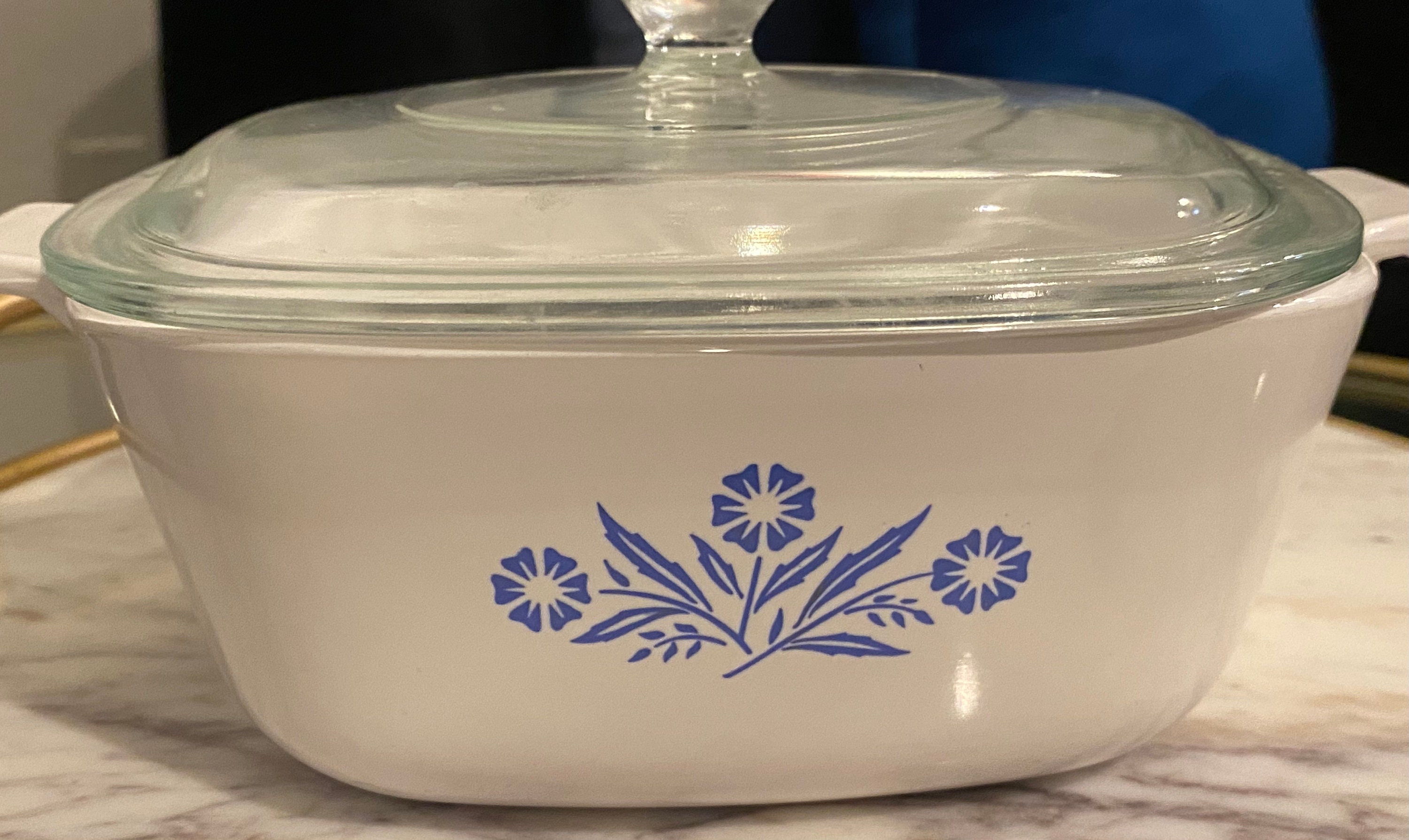 Collectible Vintage Corning Ware - 1 1/2 Quart Covered Square Casserole ...