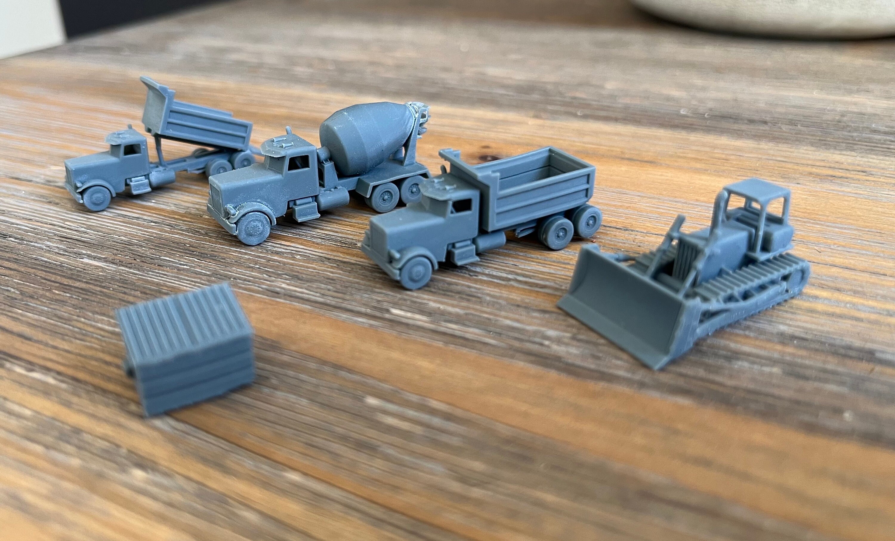 N SCALE 1:160 CONSTRUCTION Scene 5-pk Dump Truck, Cement Truck ...