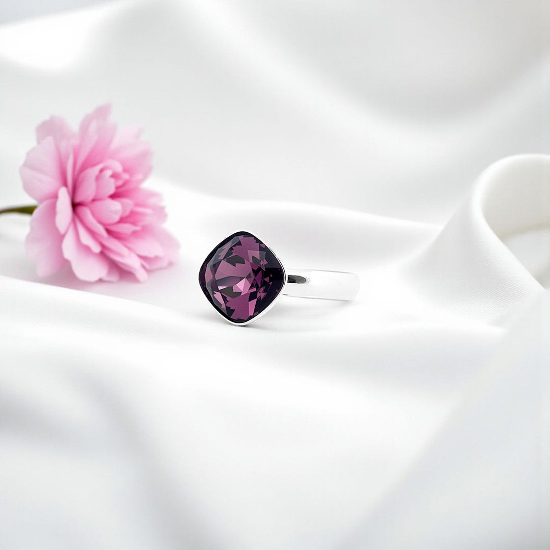 Anna Adjustable Ring in 925 Silver With Plum and Amethyst Swarovski ...