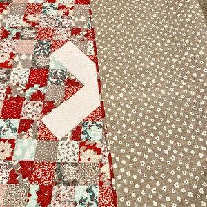 Snowflake Quilt Red Gray & Mint - Etsy