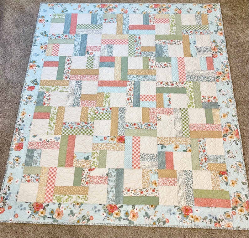 Gingham Gardens Throw Quilt - Etsy