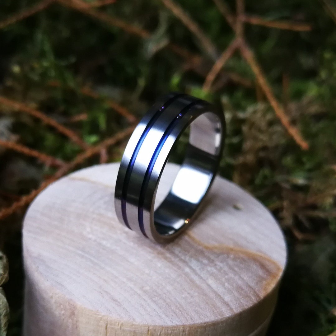 Unique Handmade Titanium Ring With Anodized Channels. - Etsy
