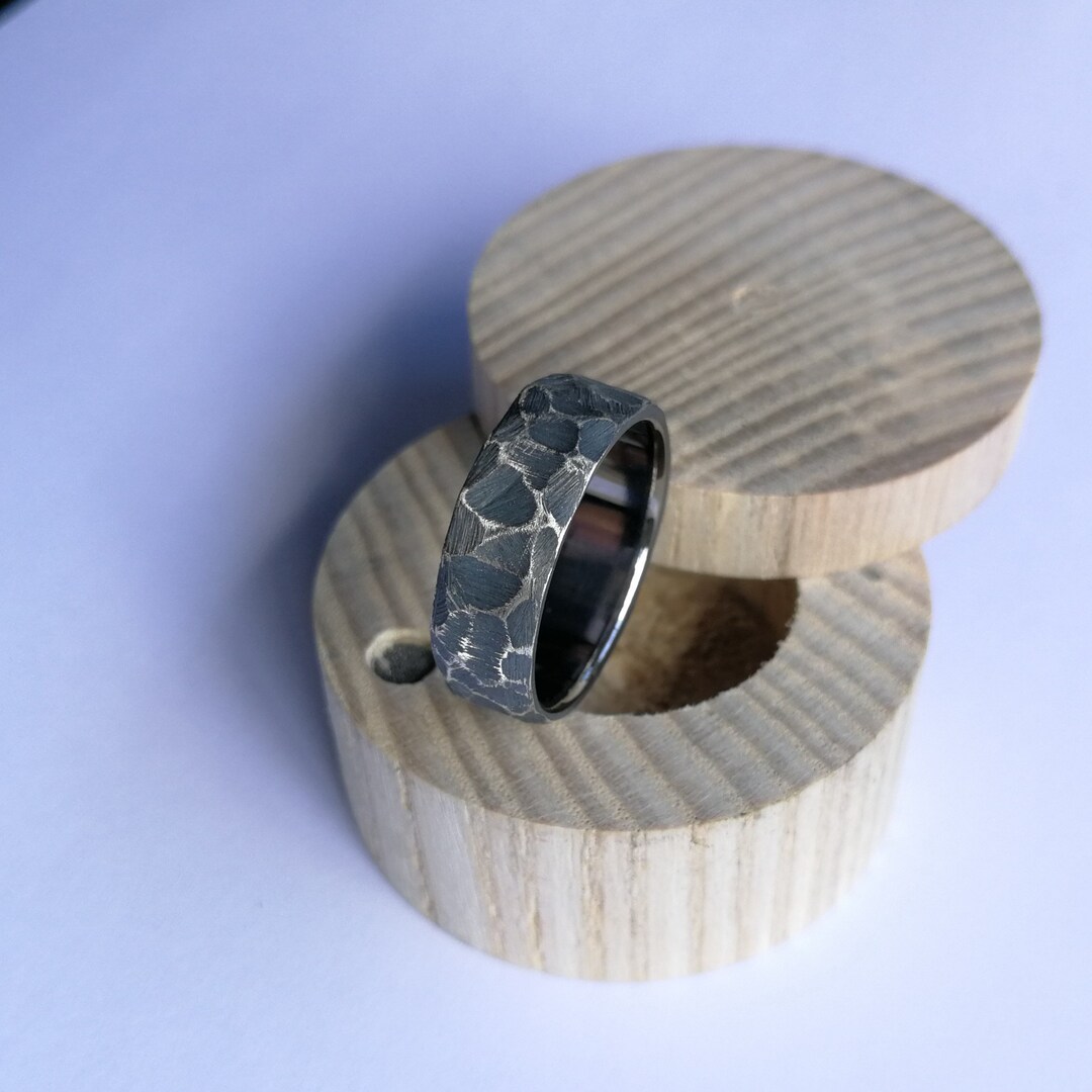 Oxidized Silver Ring With Titanium Lining. Rough Facets. Handmade and Customizable. - Etsy