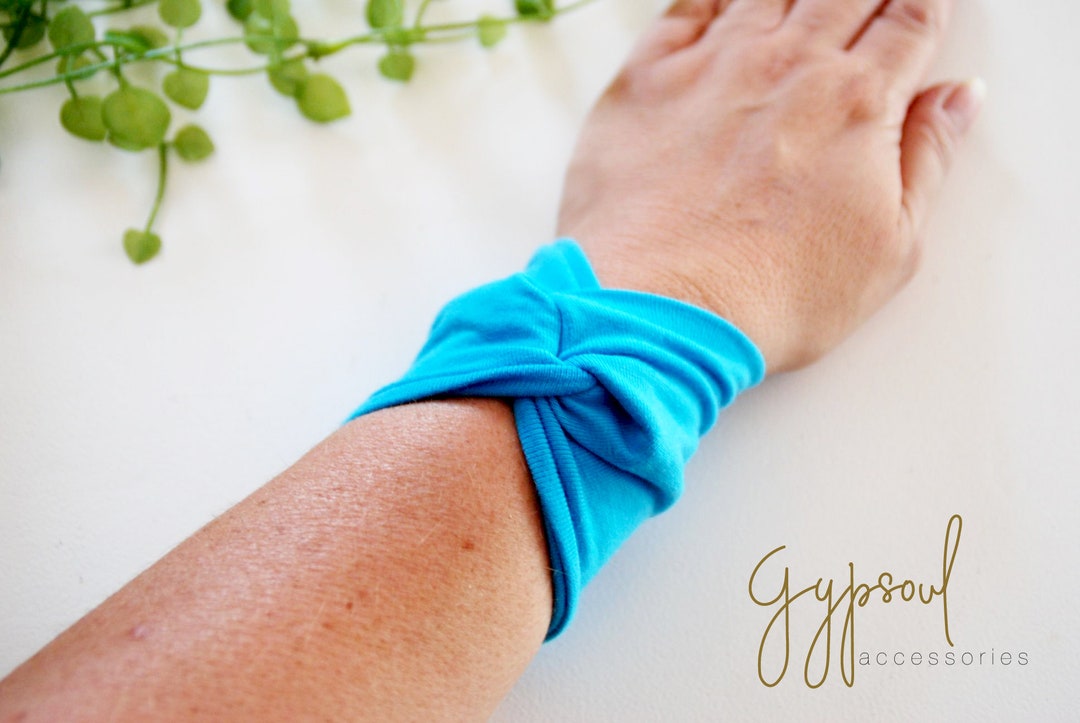 Sky Blue TWIST Wrist Cuff Wrist Bracelet Fashion Accessory Women Teens ...