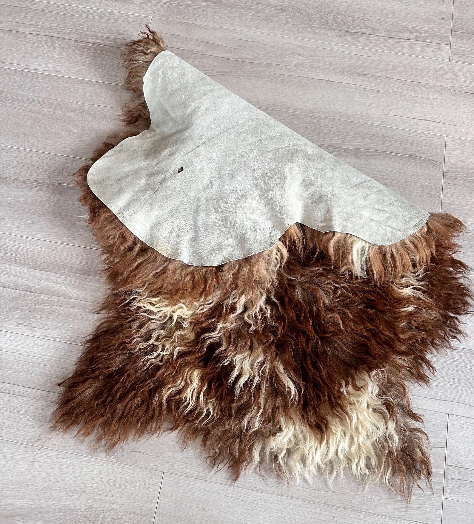 Gotland Sheepskin.curly Sheepskin Natural Tanned Handmade Sheepskin ...