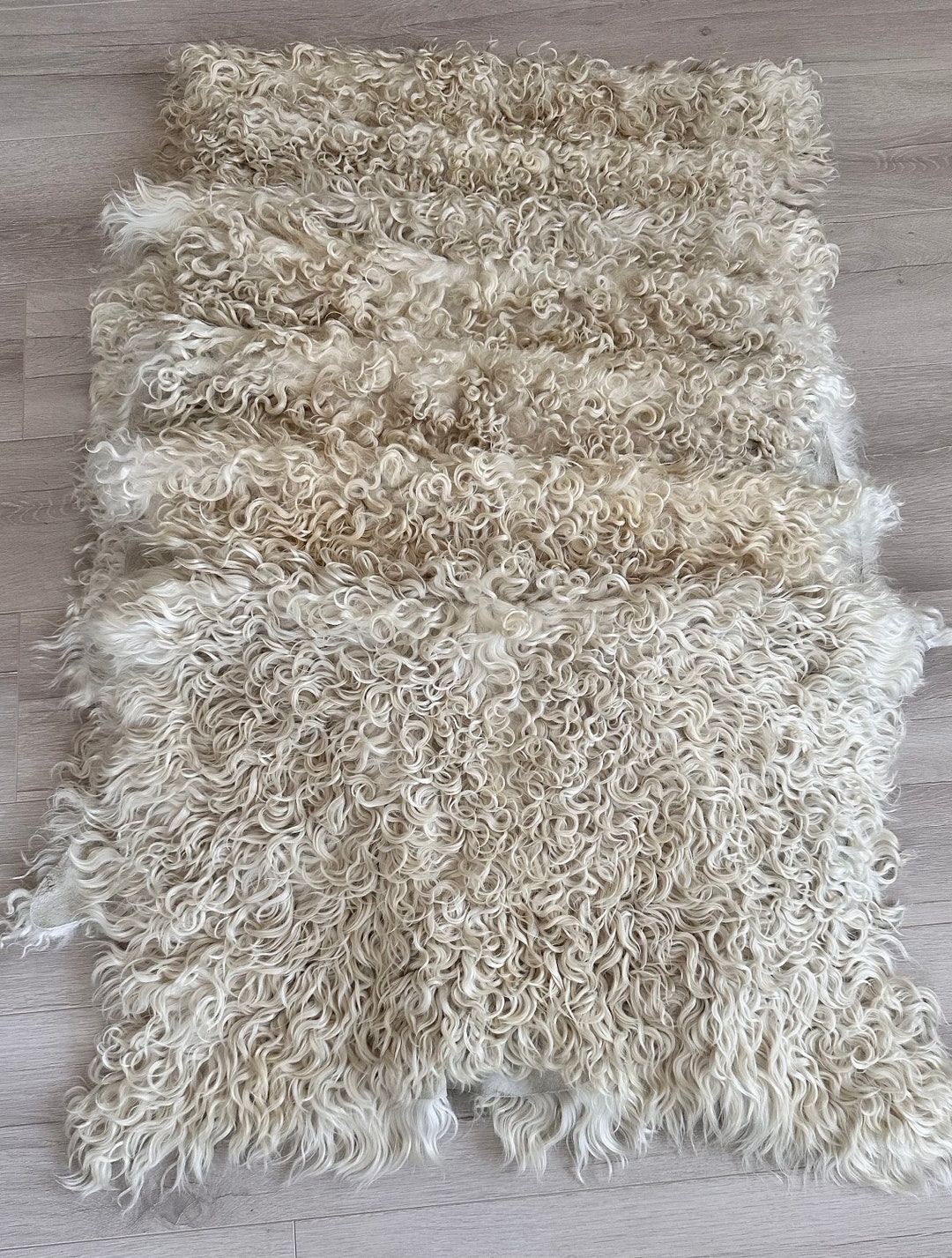 Gotland Sheepskin.upholstery Sheepskin Curly Sheepskin Natural Tanned ...