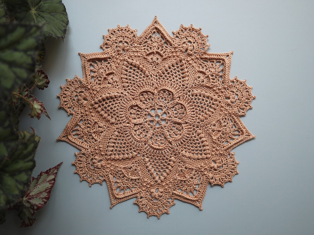 Crochet Doily Pattern: Small Floral Design (digital Download) - Etsy