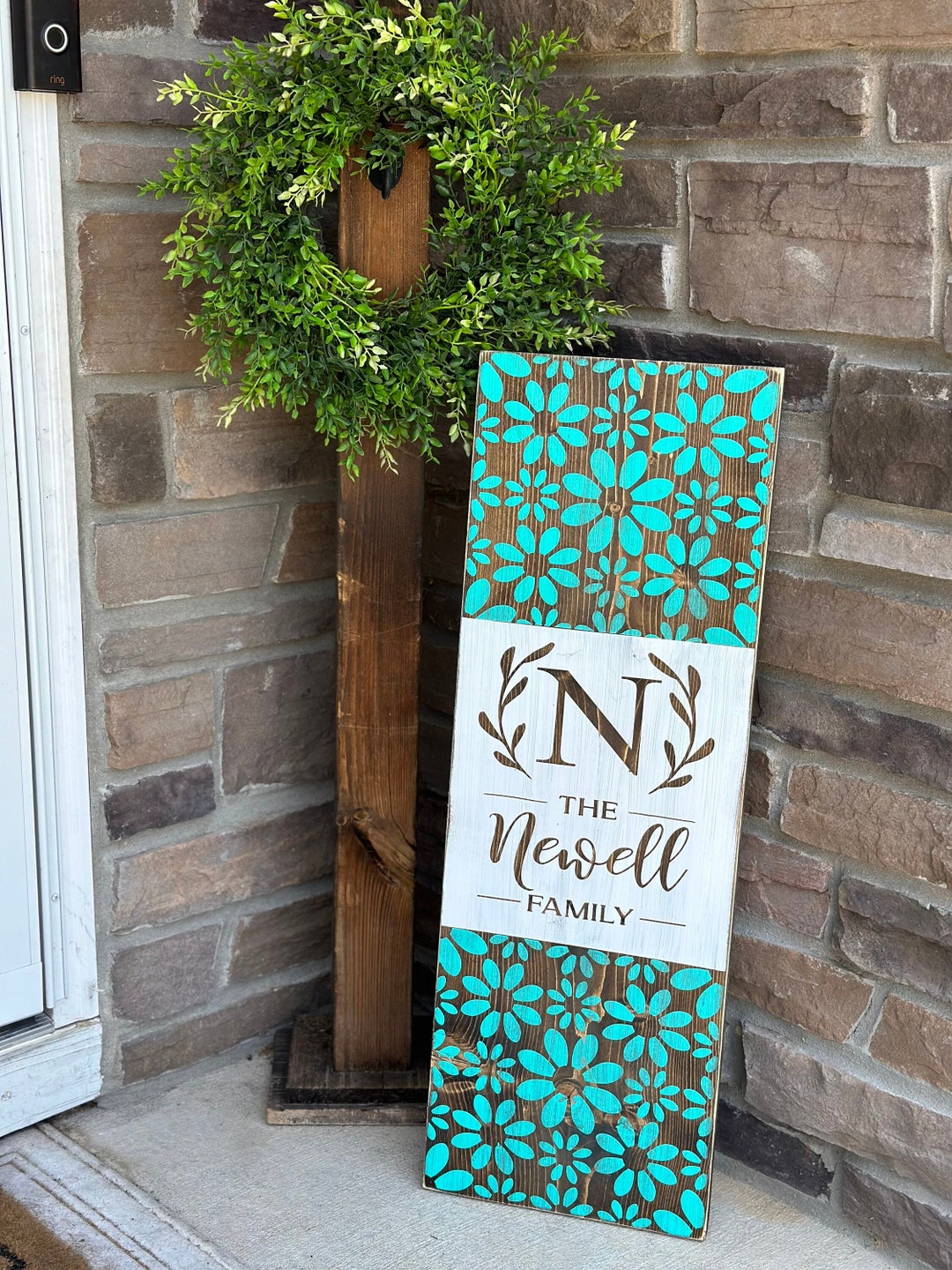 Floral Last Name Porch Sign: Personalized Daisy Flowers - Etsy