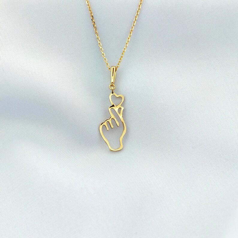 18k Solid Gold Hand Love Pendant Necklace Minimalist Style Bridesmaid ...