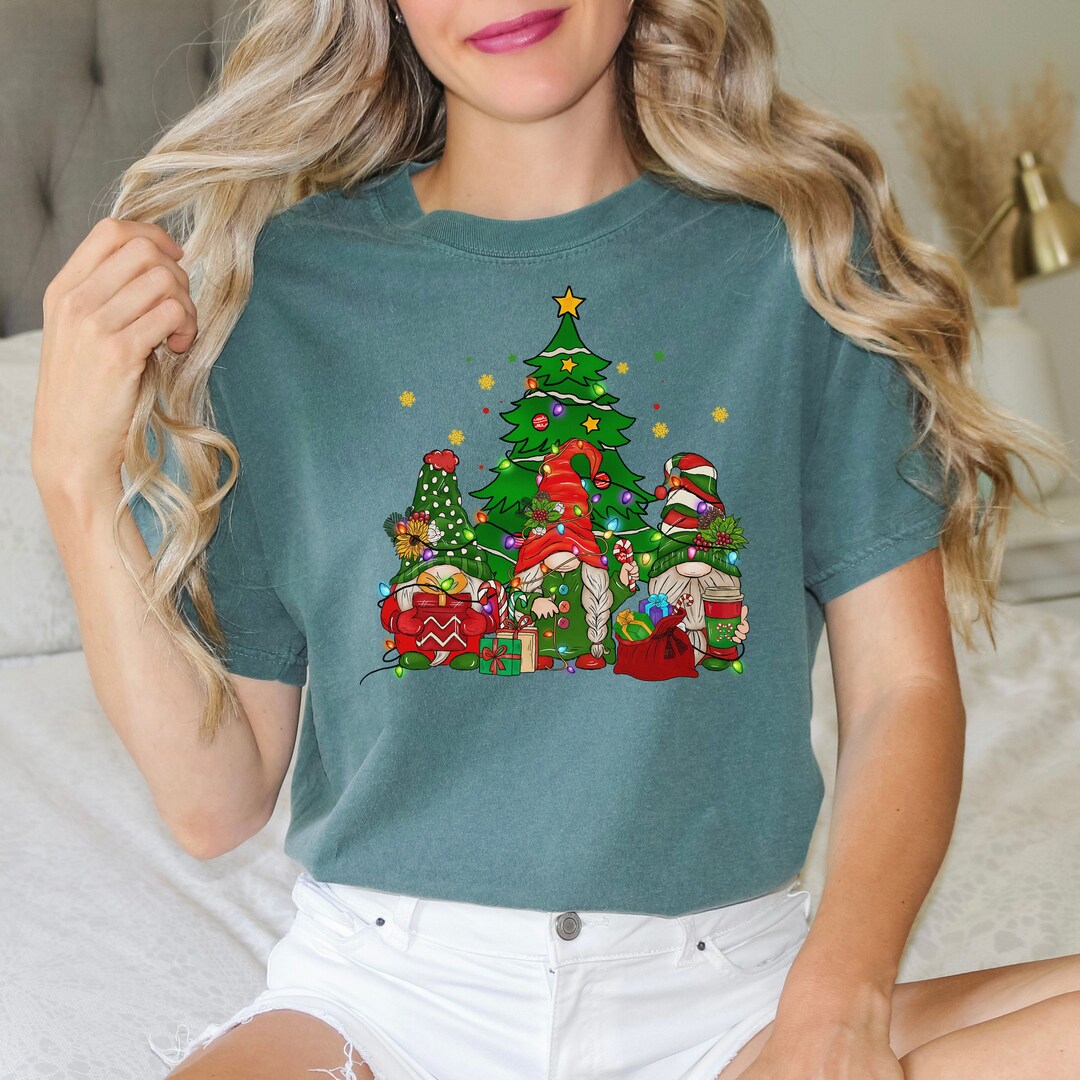 Vintage Christmas Gnome Shirt: Comfort Colors Holiday Tee - Etsy