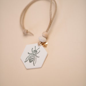 Nature-inspired Clay Bee Essential Oil Diffuser Bring Serenity and ...