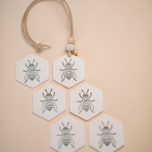 Nature-inspired Clay Bee Essential Oil Diffuser Bring Serenity and ...