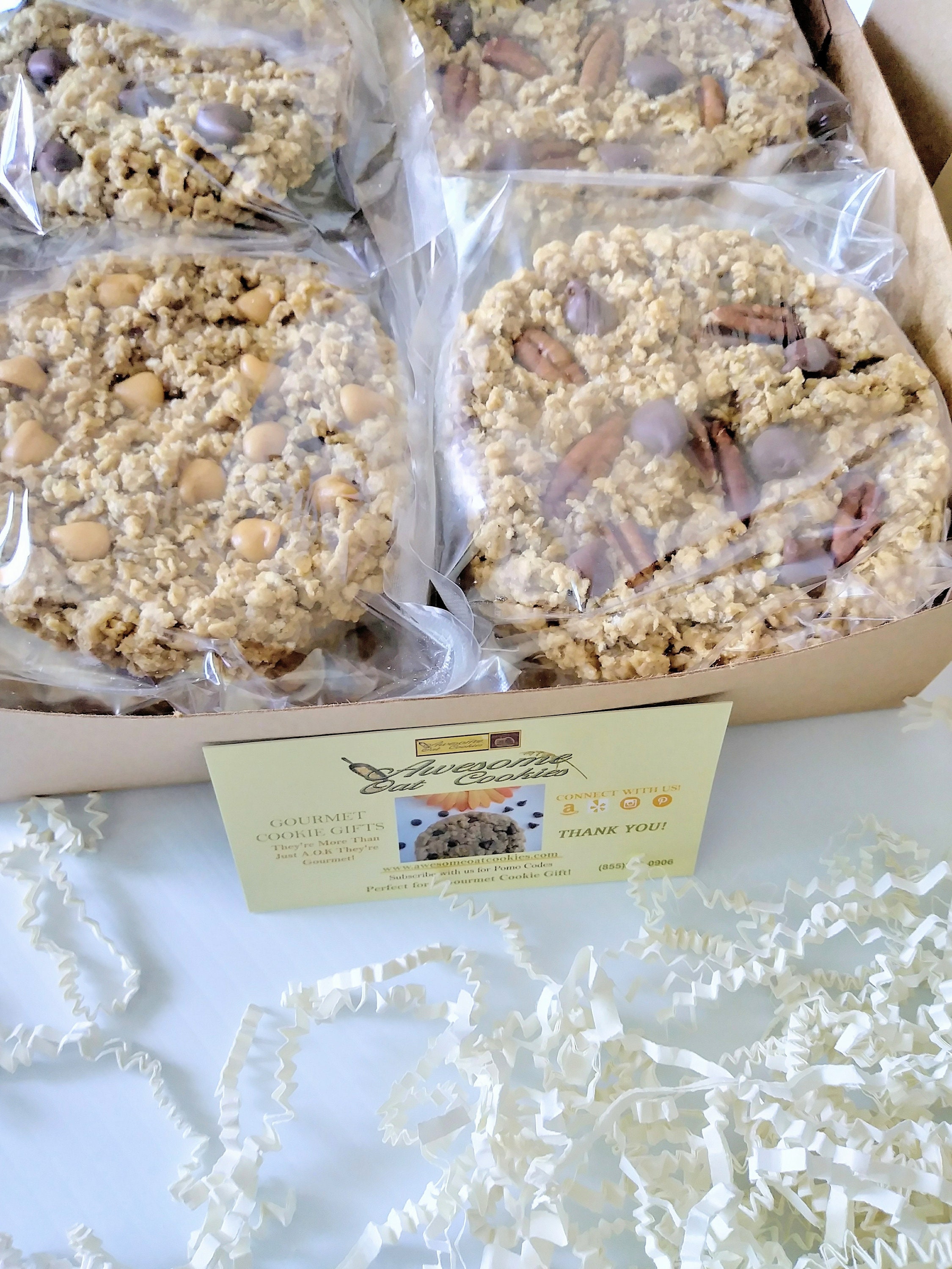 Assorted Gourmet Cookie Box, 12 Large Size Awesome Oat Cookies ...