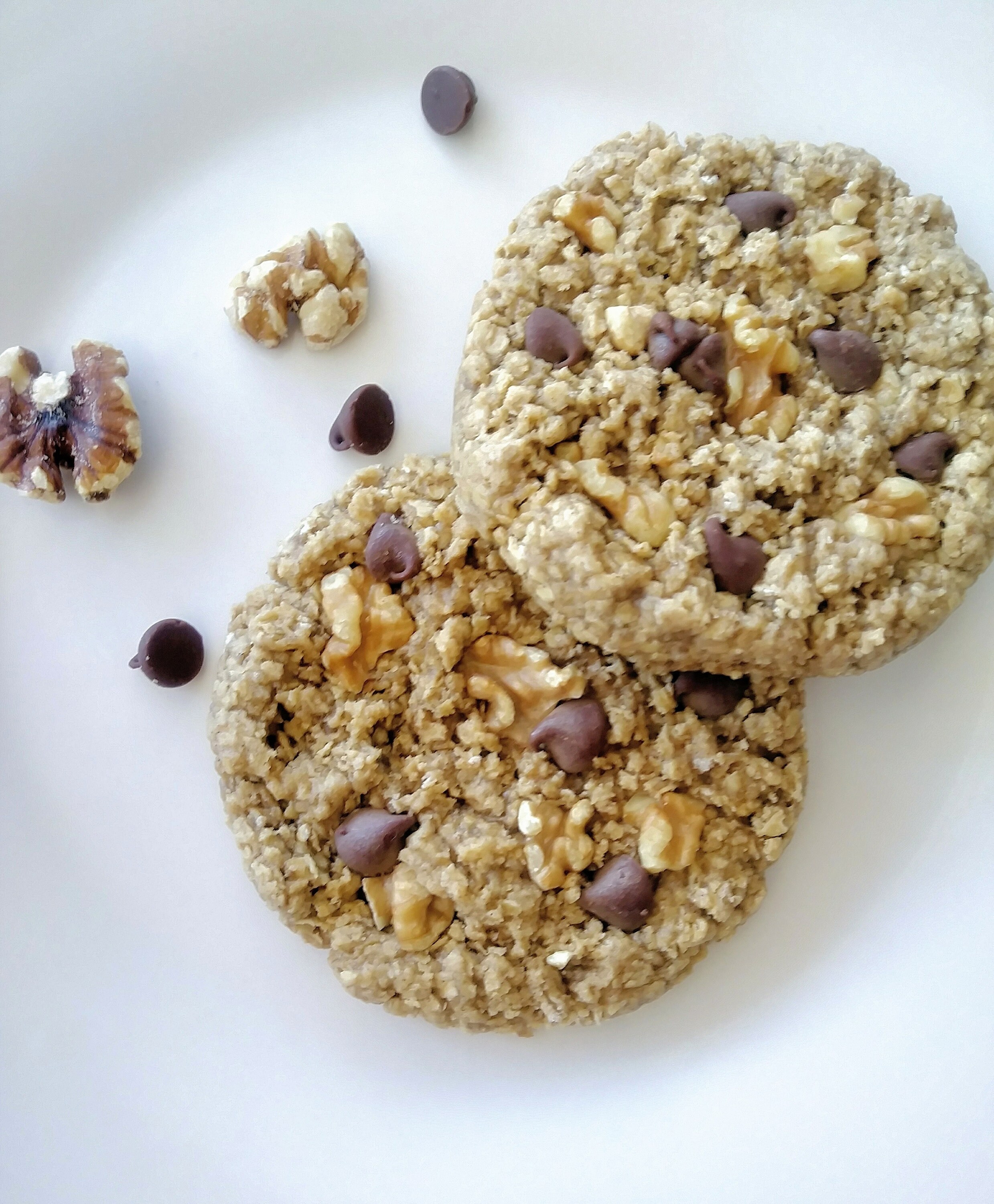 Assorted Gourmet Cookie Box, 12 Large Size Awesome Oat Cookies ...