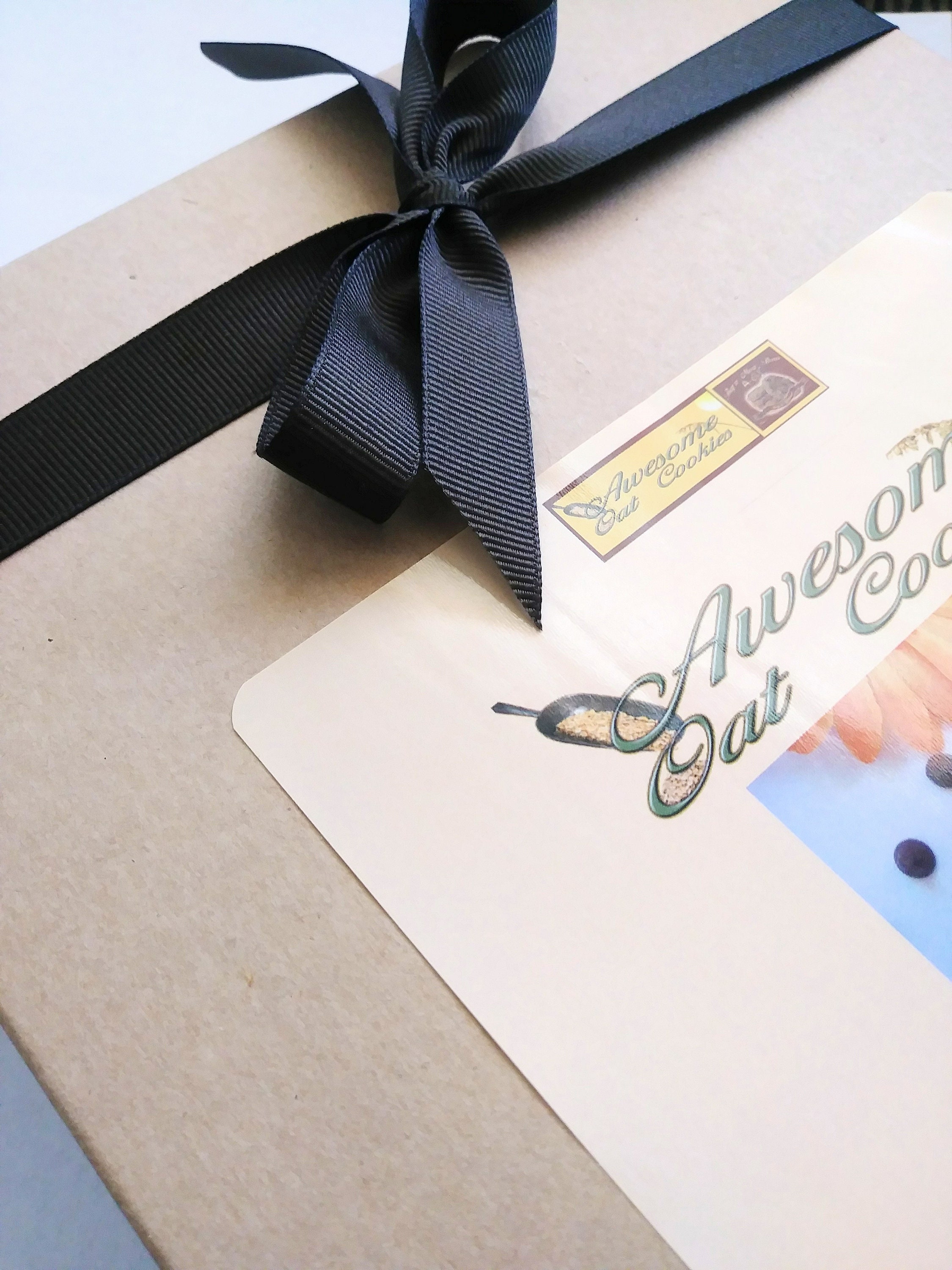 Assorted Gourmet Cookie Box, 12 Large Size Awesome Oat Cookies ...