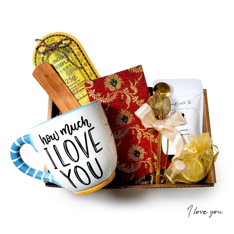 Tea Gift Box With Loose Leaf Tea, Honey Jar, Golden Spoon, Tea Infuser ...