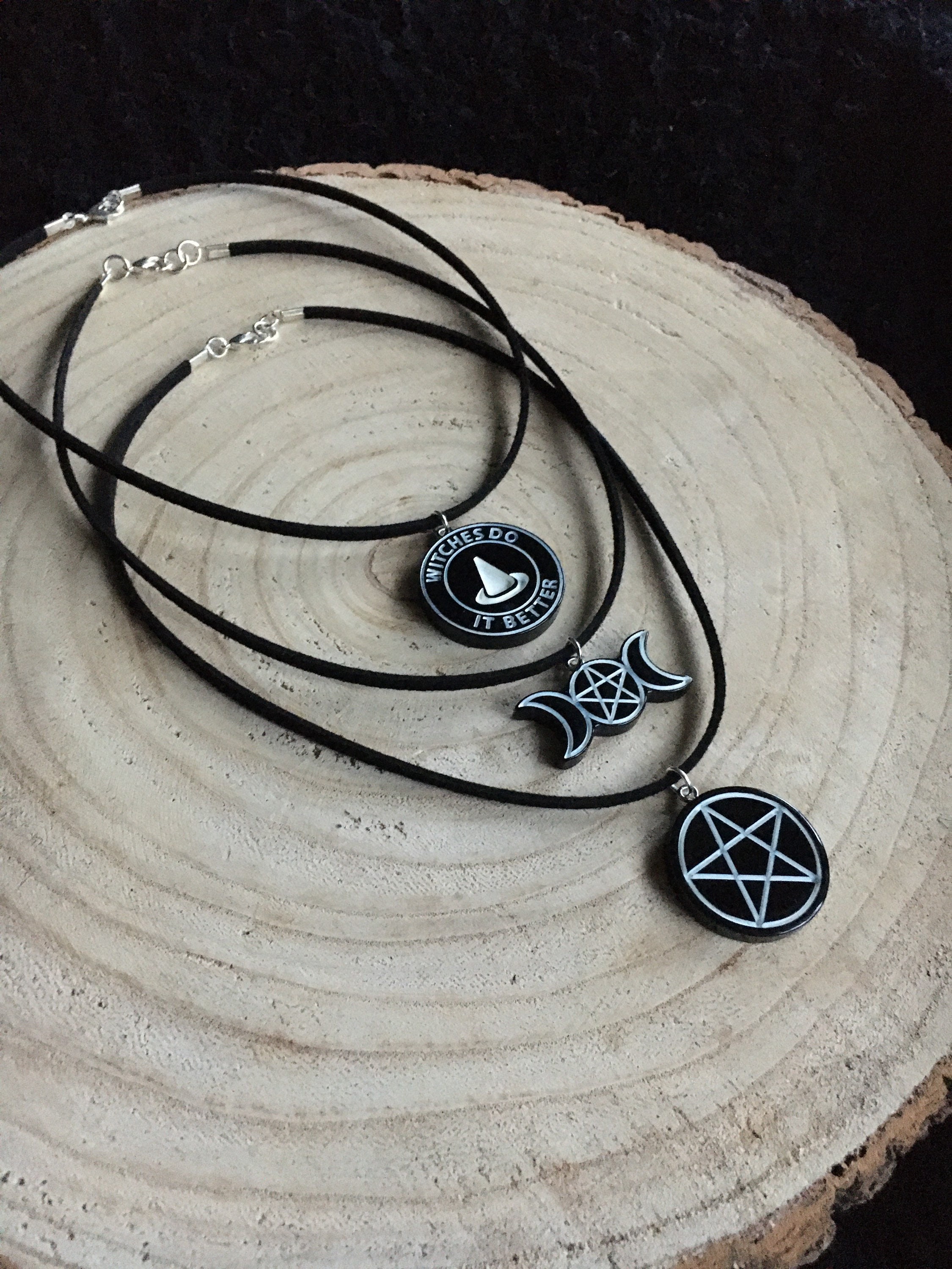 Witch necklace / Moon necklace / Pentacle necklace | Etsy