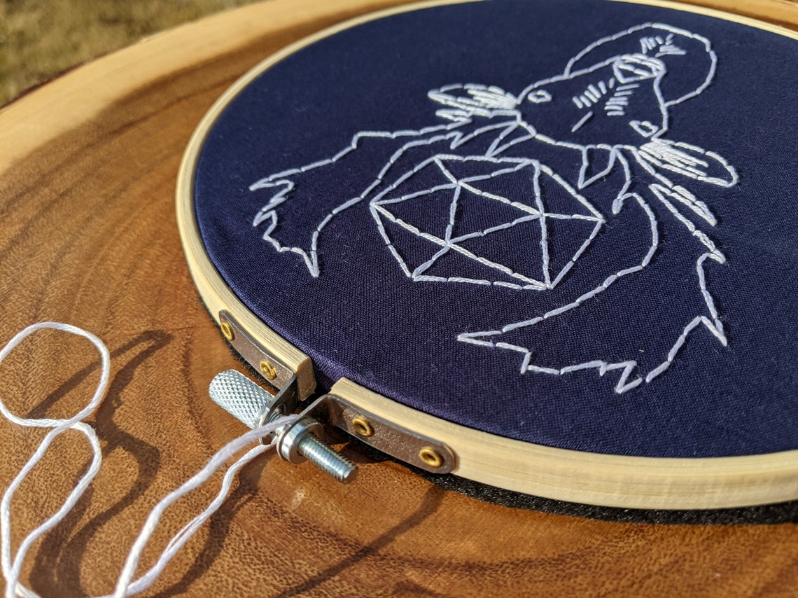 Druid Stag D20 Dice Embroidery Hoop - Etsy