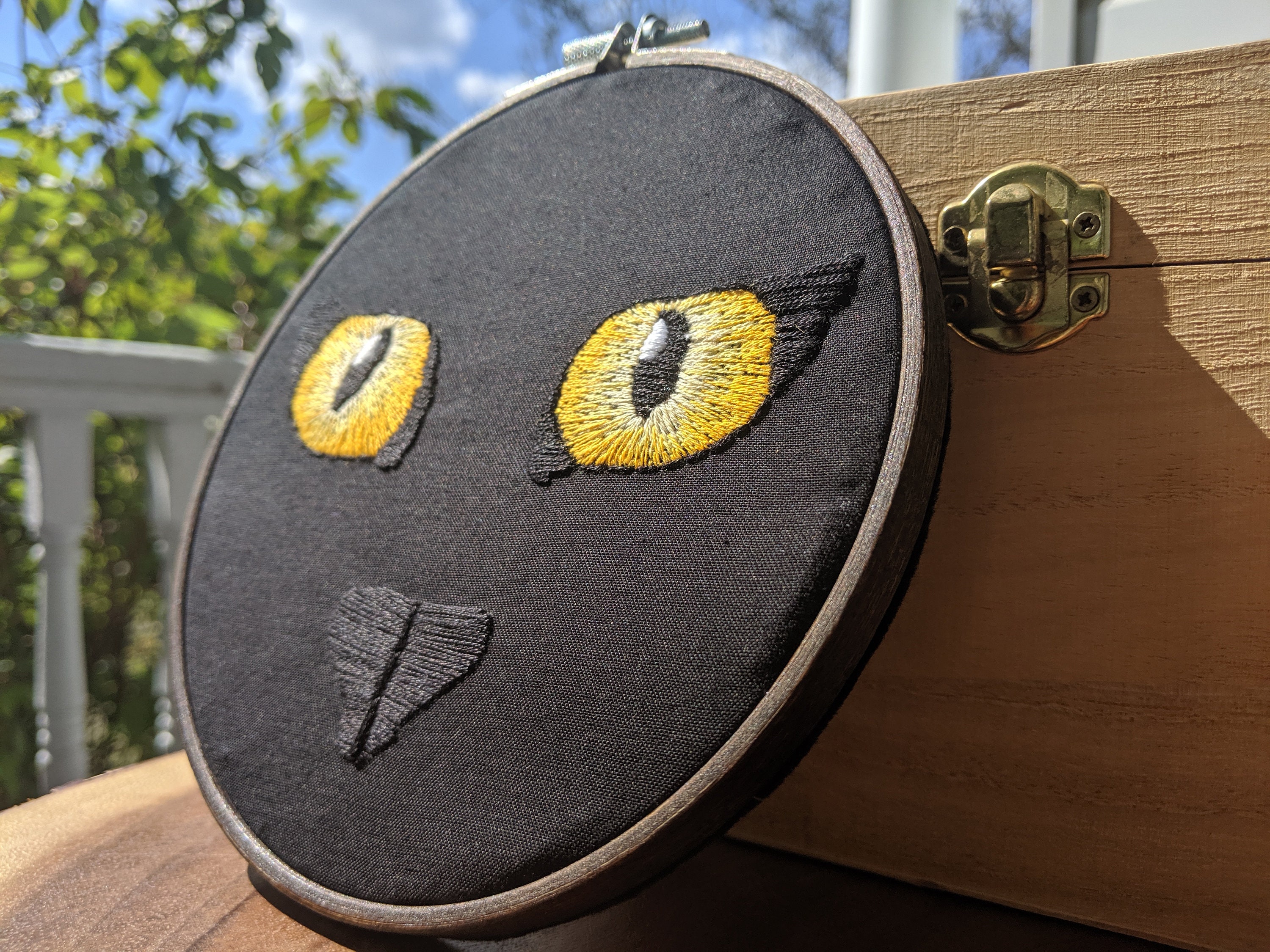 Black Cat Eyes Hand Embroidery Wall Art for Feline Lovers - Etsy